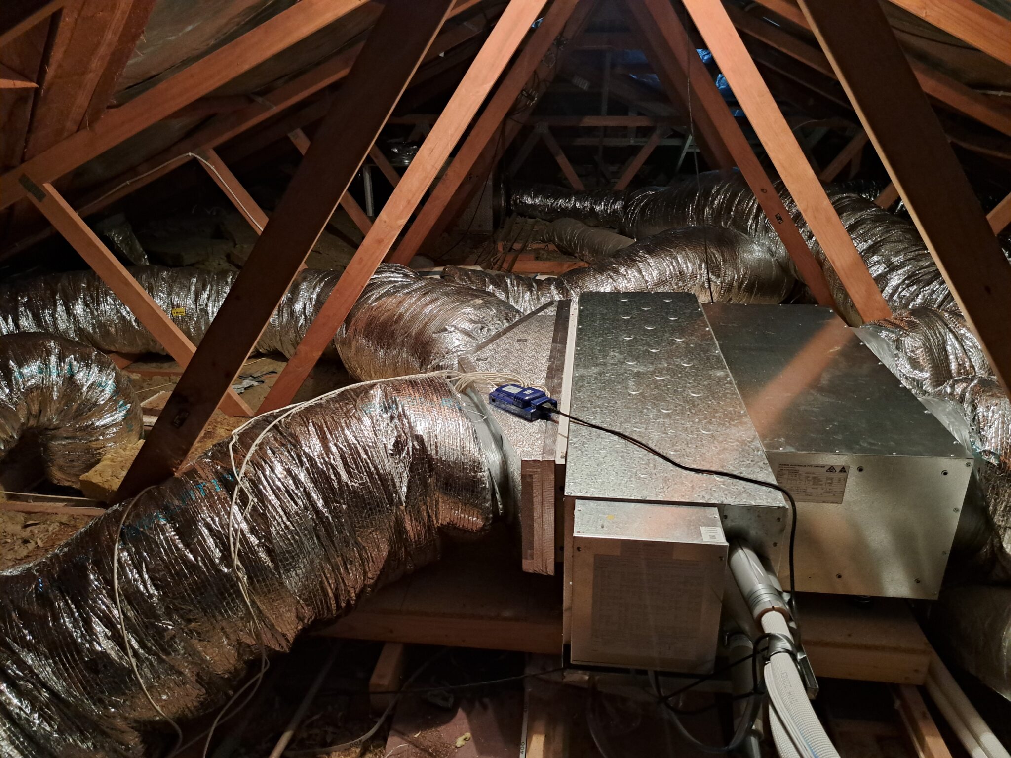 Ducted Air Conditioning - agradeheatingandcooling.com.au